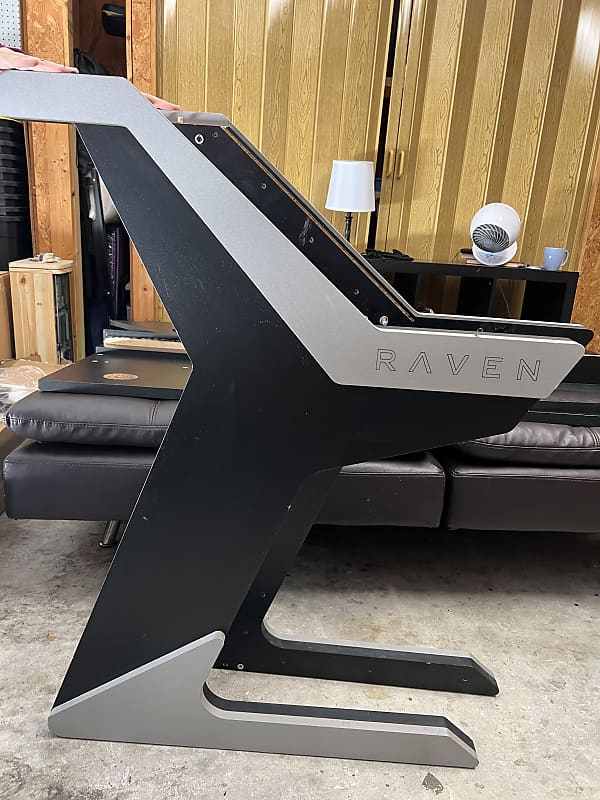 Slate Media Technology RAVEN MTi2 CORE Station (DeskOnly) | Reverb