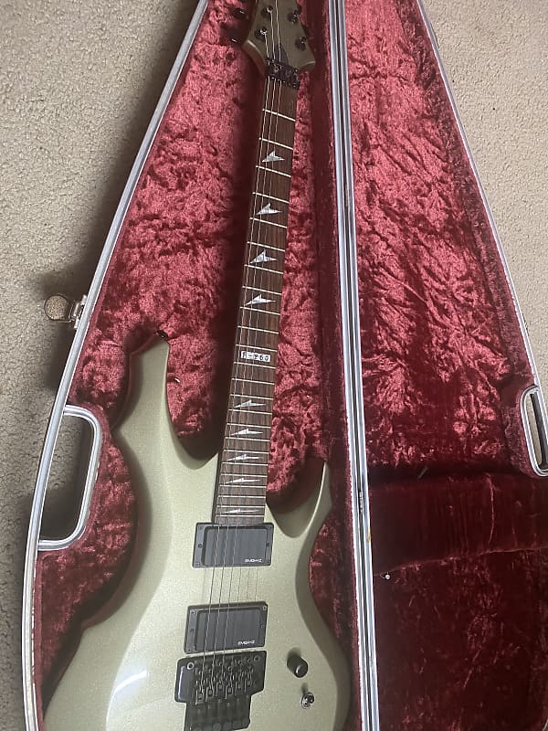 ESP LTD F-250 w/coffin case | Reverb