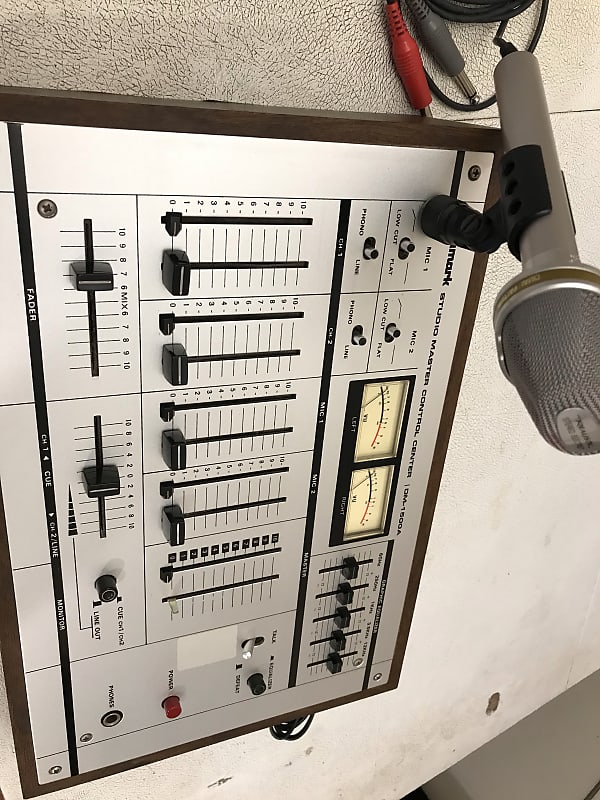 Numark Studio Master control center w/ Realistic microphone | Reverb