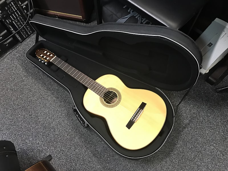 Valencia Custom VG-50 solid top classical guitar in excellent | Reverb