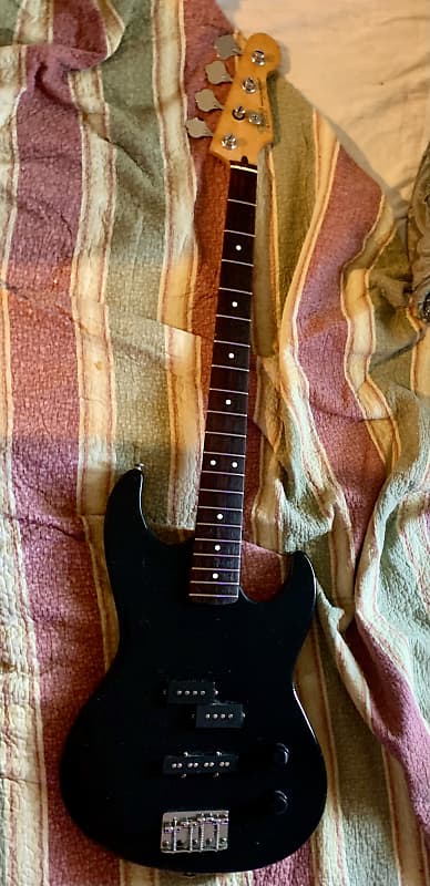 Fender Prodigy Active Bass 1991 - 1993 | Reverb