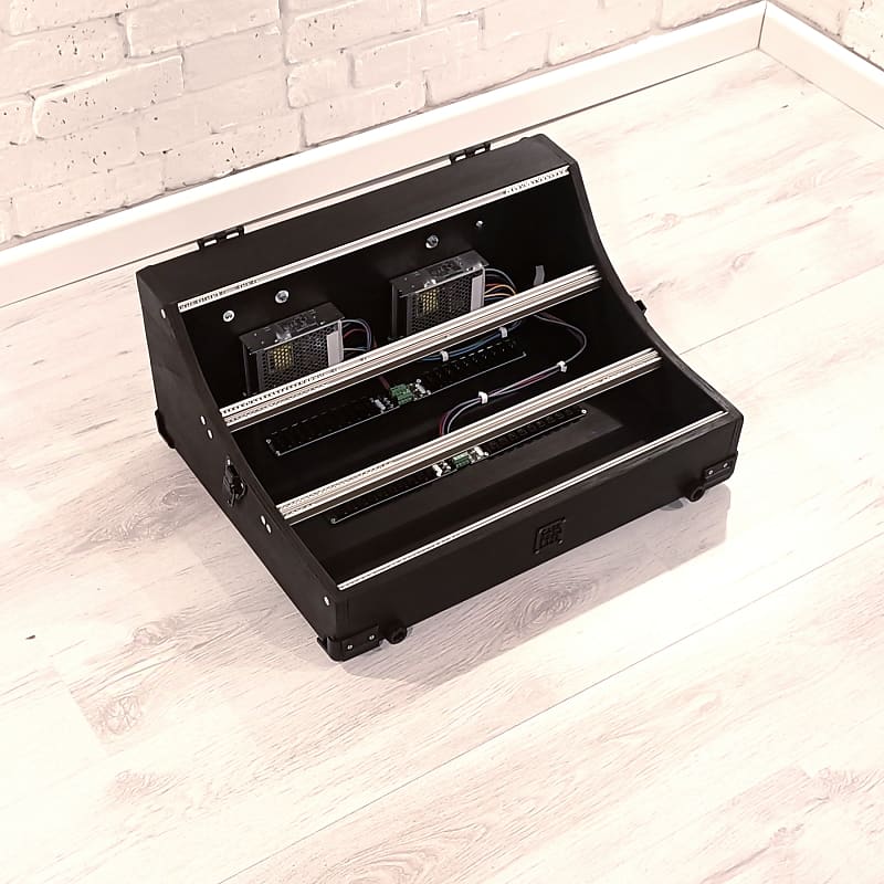 9U 104hp Eurorack Case Powered, Case From Lake, | Reverb Deutschland