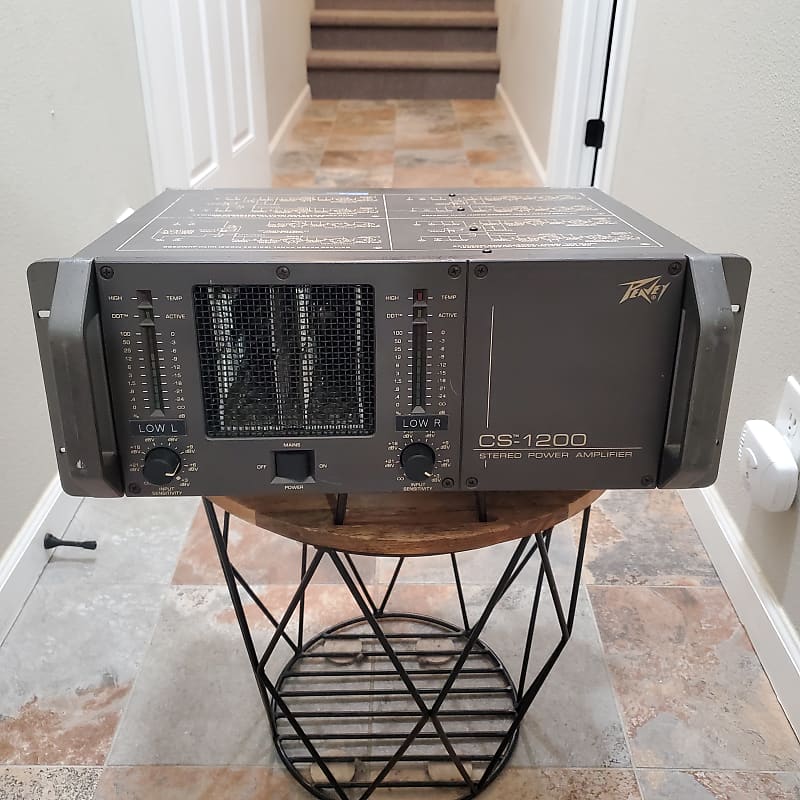 Peavey Cs1200 power amp | Reverb