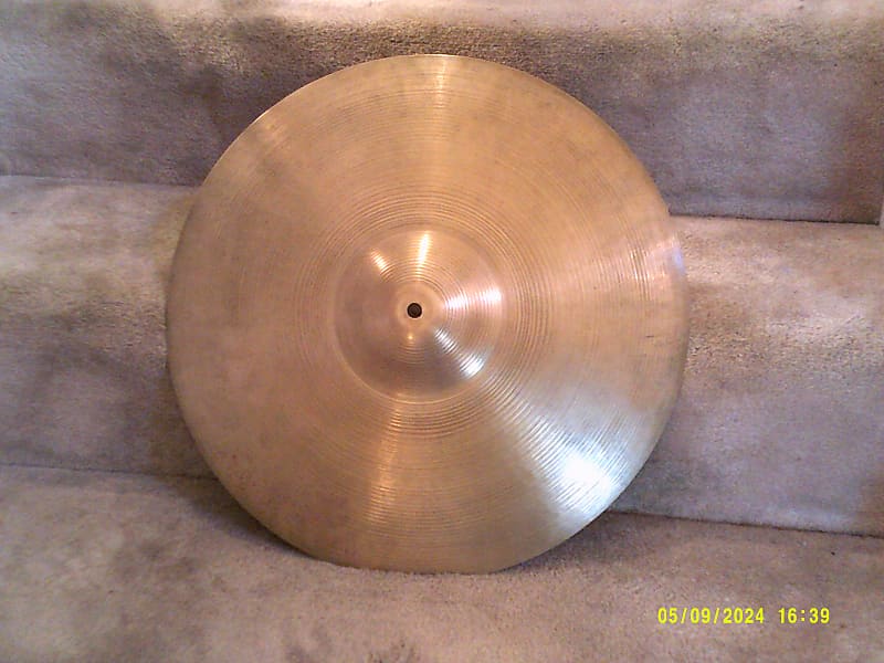 Zildjian Vintage Avedis 18 Inch Crash Cymbal, 1960s/Early | Reverb
