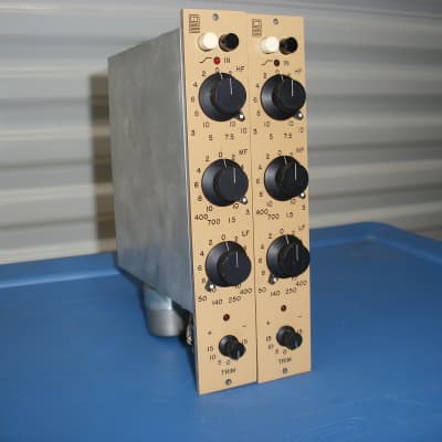 Quad Eight 312 EQ module pair, (3 band api 550a style with | Reverb