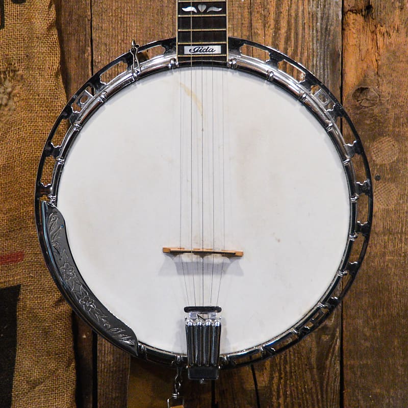 Aida Banjo | Reverb
