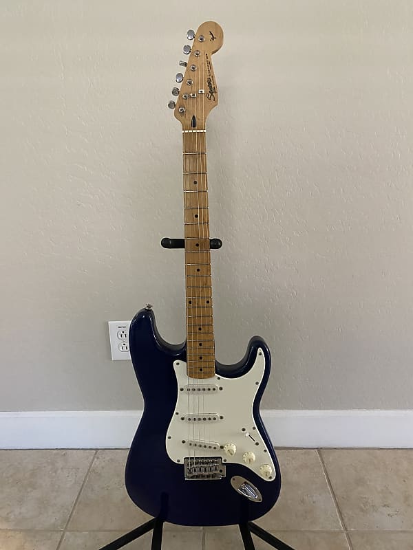 Squier Stratocaster 1996 - Midnight Blue | Reverb
