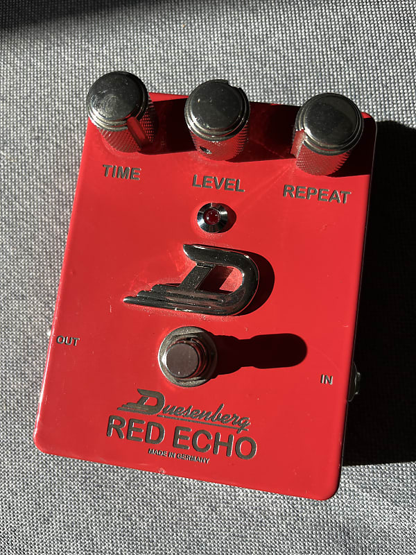 Duesenberg Red Echo (1st version) Analog Delay | Reverb