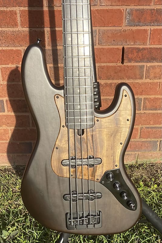 Marco N1 5 String Jazz Bass Guitar w/ Sadowsky | Reverb Deutschland