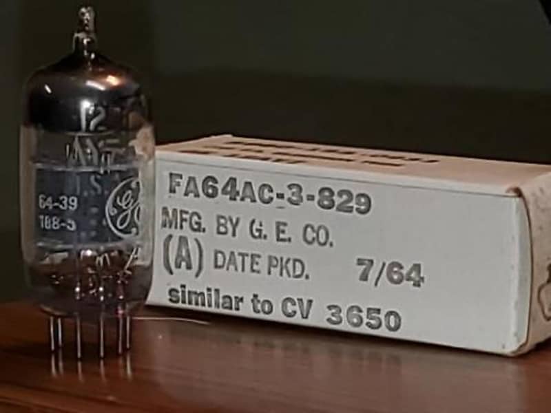 12AY7 GE Military Grade/Low Noise/1964 NOS/NIB | Reverb