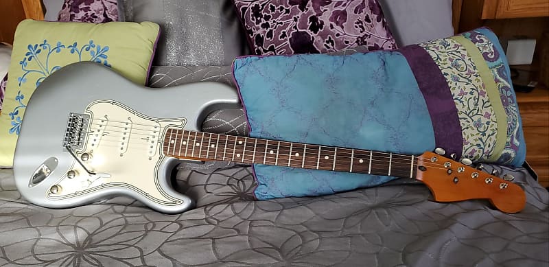 Inca silver Refin strat with custom decoboom guard/ J Mascis | Reverb