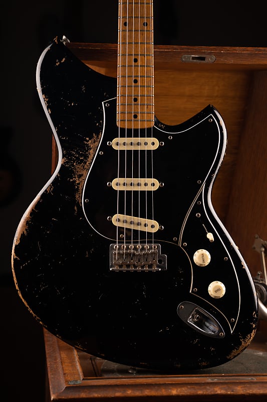 2016 Novo Serus S Black | Reverb