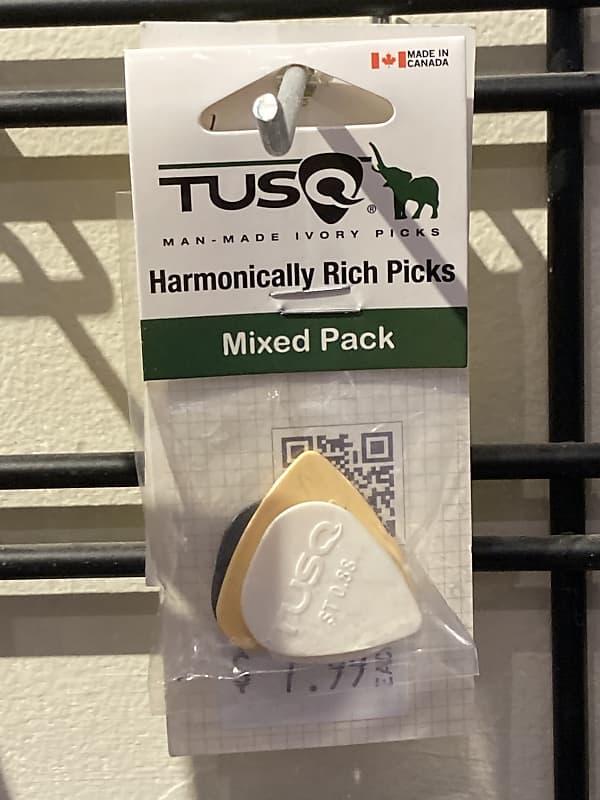 Graph Tech Tusq picks mixed pack | Reverb