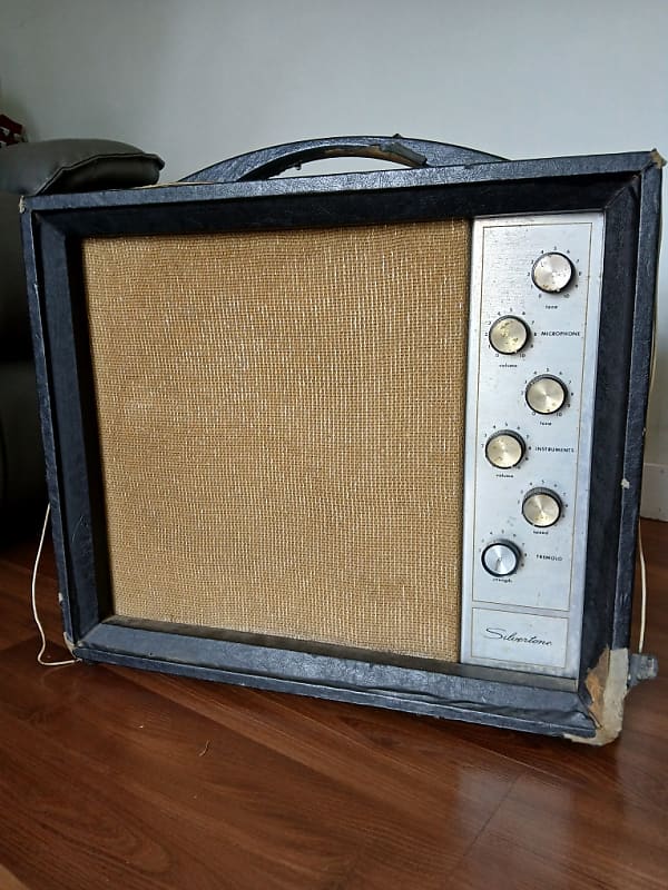 Silvertone Model 1472 10-Watt 1x12 Guitar Combo 1960s - Black | Reverb