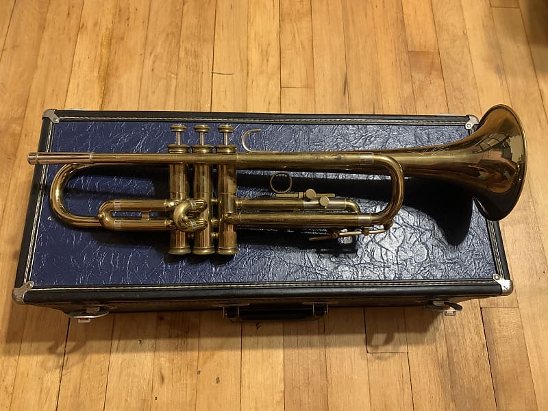 Holton Collegiate Trumpet | Reverb