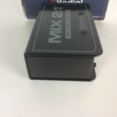 Radial MIX 2:1 - Two Channel Audio Combiner & Mixer | Reverb