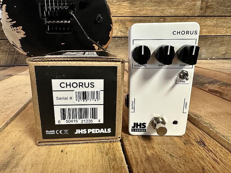 JHS 3 Series Chorus Pedal w/ Box | Reverb