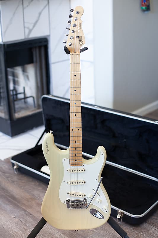 G&L George Fullerton 1996 - Blonde Over Ash | Reverb