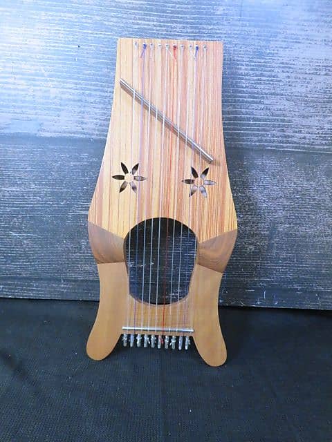 Kinnor Mini Harp (Richmond, VA) | Reverb