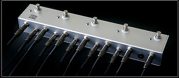 Road Rage Bigfoot 5 Loop Strip Style True Bypass | Reverb Canada