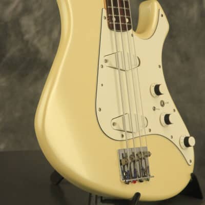 1980's Fender Performer Bass MIJ made in Japan Frost White | Reverb