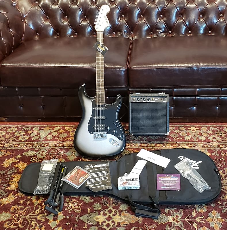 Fender Starcaster SilverBurst HSS Strat guitar & SP-10 amp | Reverb