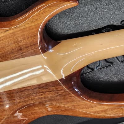 Carvin LB20 fretless bass 1993 - Koa Neck Thru Body with Case | Reverb