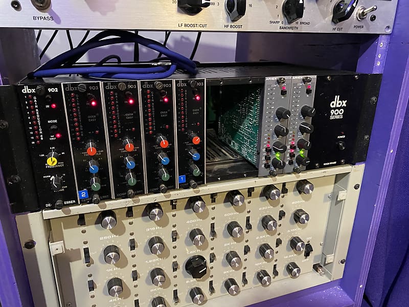 Dbx 900 rack | Reverb