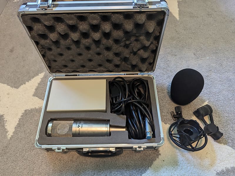 Studio Projects TB1 Tube Condenser Microphone | Reverb