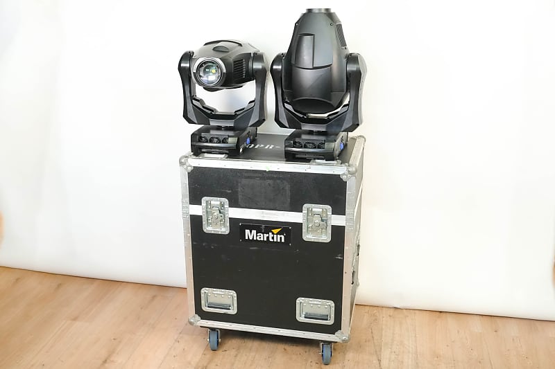 Martin Mac Quantum Profile FC 475W LED Moving Light Pair w/ | Reverb