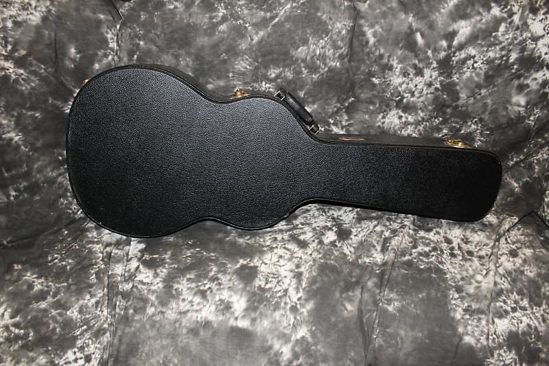 Martin 0 Parlor hardshell case | Reverb