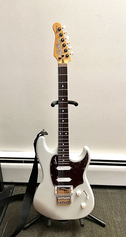 Godin Session R-HT PRO - White w/upgrades | Reverb