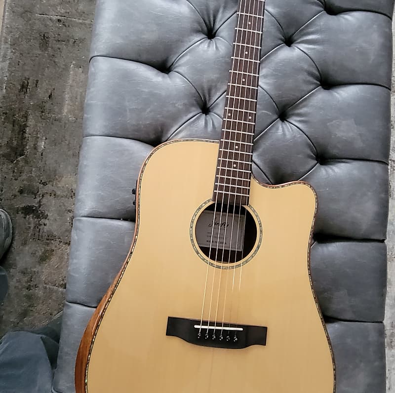 Firefly GTO1-E Natural | Reverb