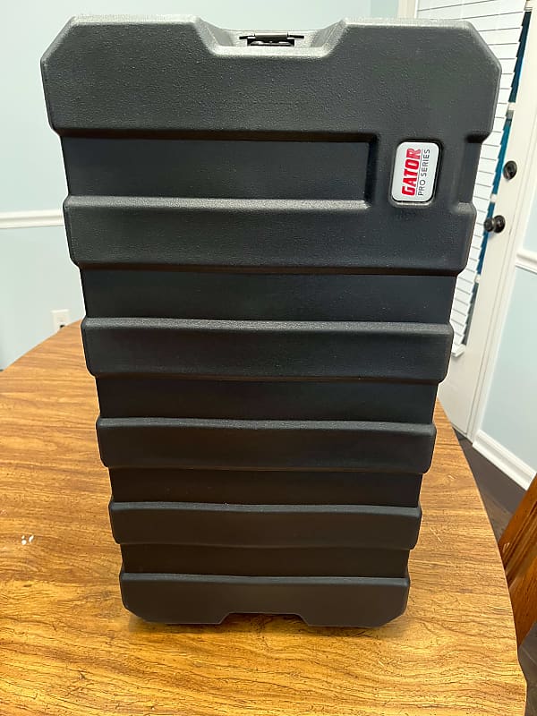 Gator Pro-Series 6U 19.25" Deep Rolling Rack Case | Reverb