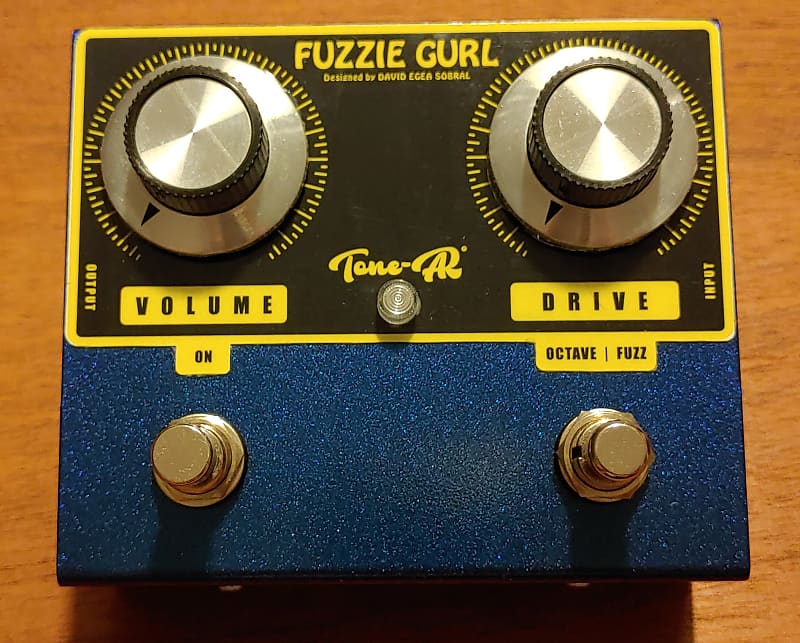 Fuzzie Gurl - Analog Octave Fuzz painted in Iridescent Violet | Reverb