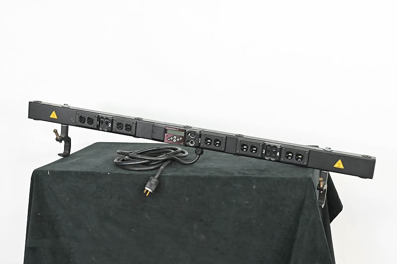 ETC SB4-10 SmartBar 2 4-Circuit Dimmer with Edison Output | Reverb UK