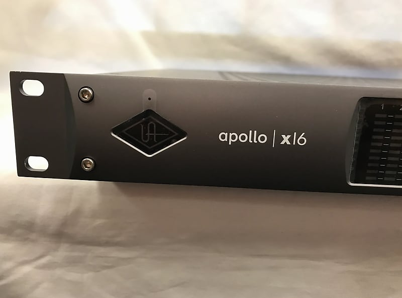 Universal Audio Apollo x16 Thunderbolt 3 Audio Interface | Reverb