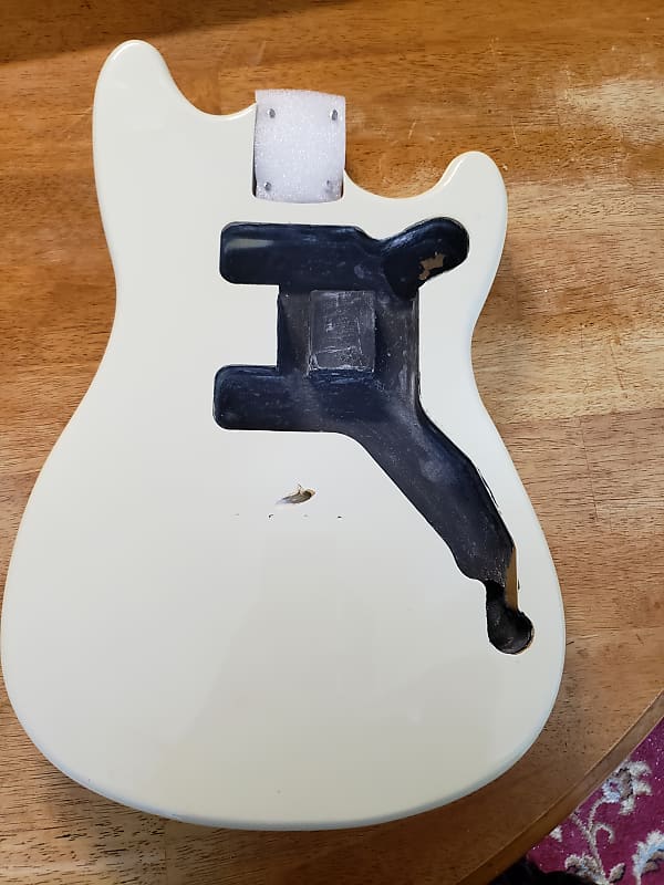 White Offset Body | Reverb