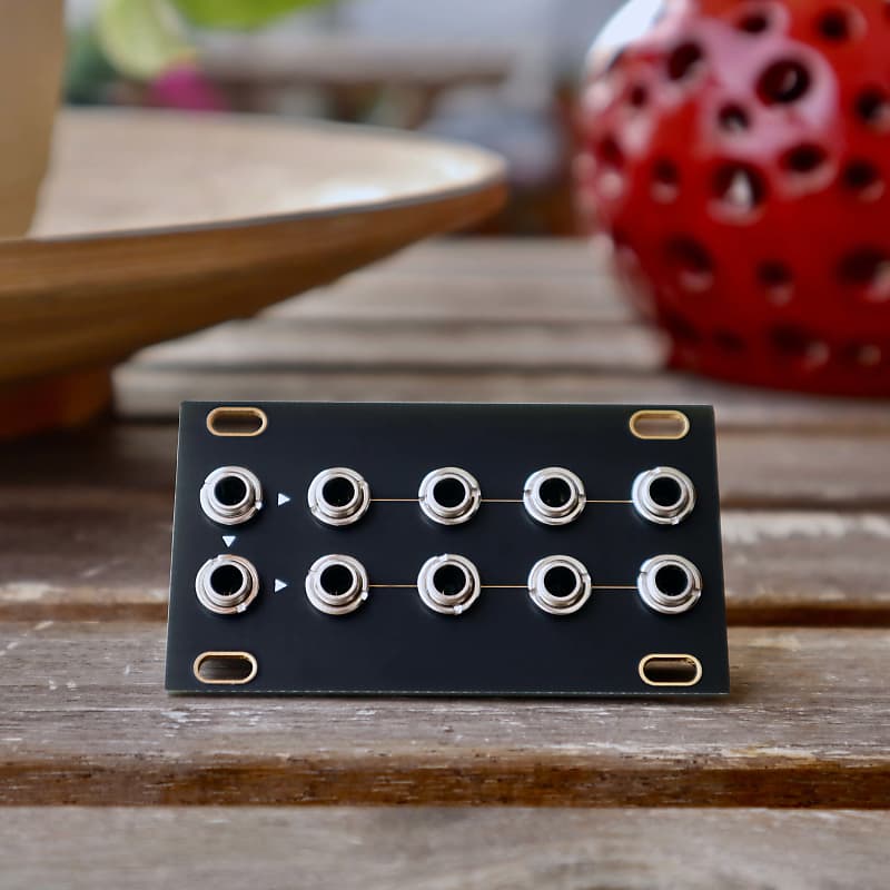 Dusty Clouds BUFF MULT 1U Alternative panel 2021 Matte | Reverb Norway