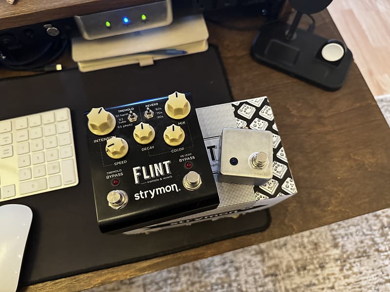 Strymon Flint Reverb and Tremolo V1 2012 - 2022 - Black with | Reverb