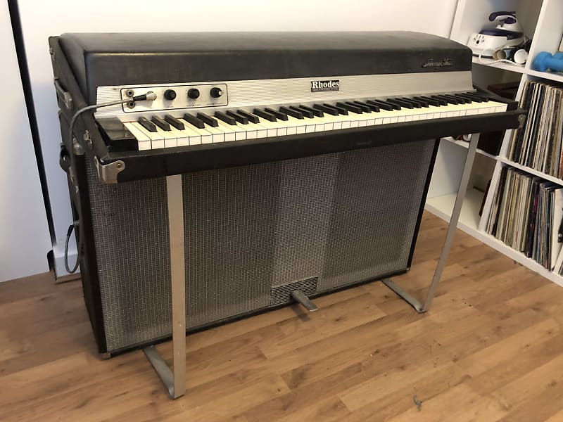 Fender Rhodes Mark I Suitcase Piano 73-Key Electric Piano | Reverb UK