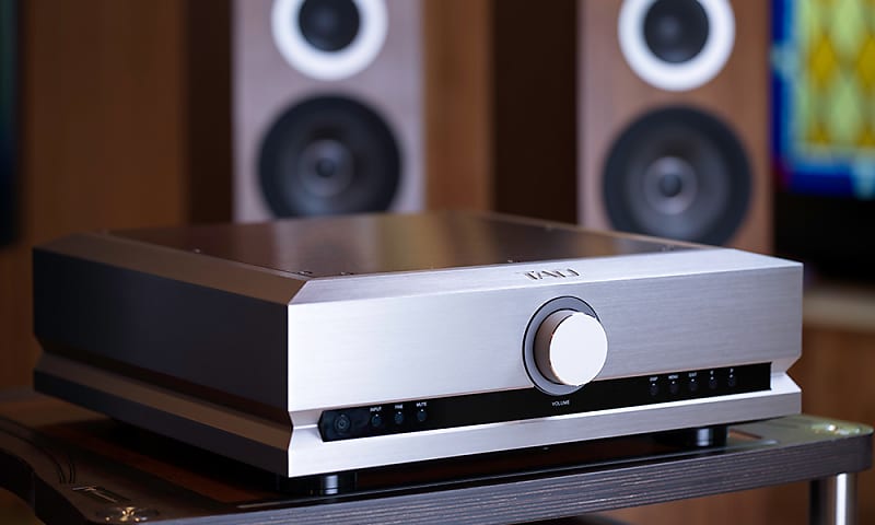 TAD C-1000 - Evolution Preamplifier - NEW! | Reverb UK