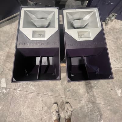 Funktion One Resolution 2 - Pair | Reverb