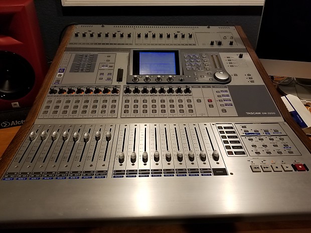 TASCAM DM 3200 | Reverb