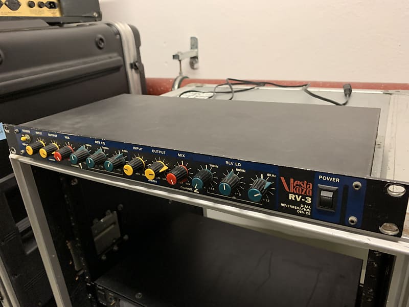 Vesta Kaza RV-3 analog spring reverb | Reverb