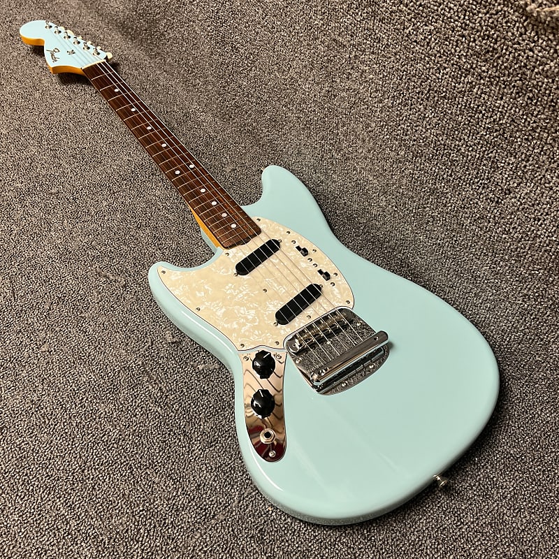 Fender MG-69 Mustang '69 Reissue MIJ Left-Handed Daphne Blue | Reverb