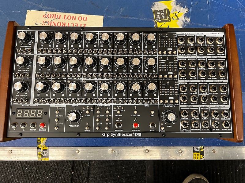 GRP R24 Sequencer 2000s - Black | Reverb