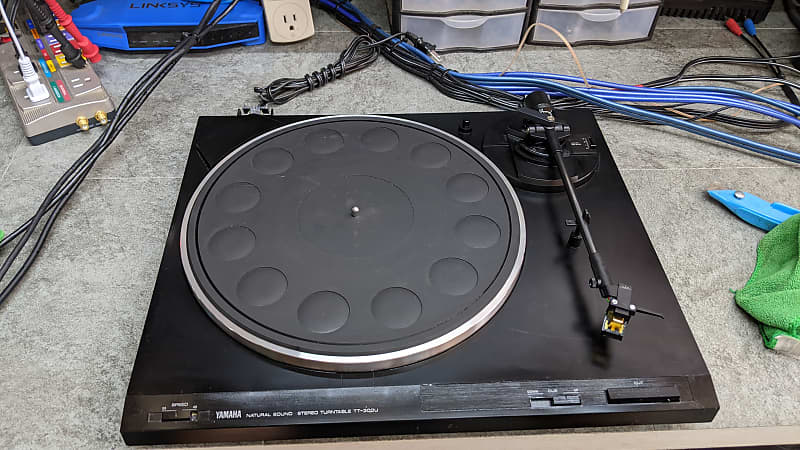 Made in Japan Yamaha TT-300U Belt Drive Turntable Free Safe | Reverb