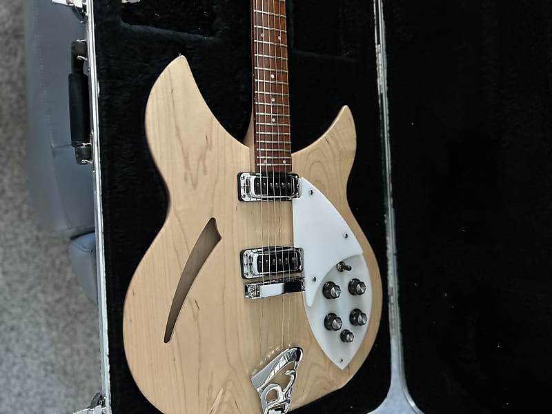 Rickenbacker 330 2008 | Reverb