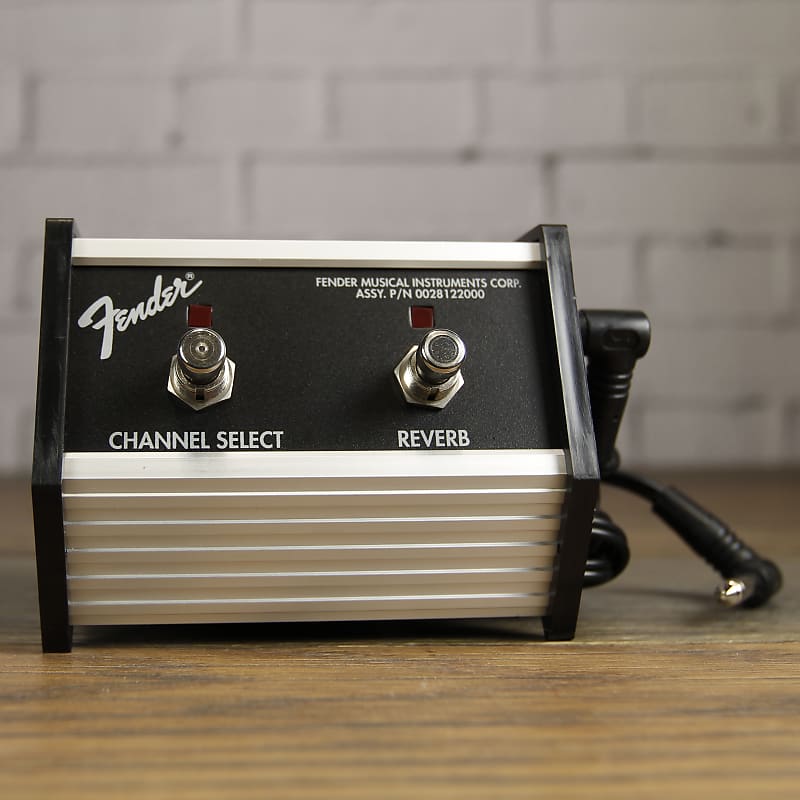 Fender 2-Button Channel/Reverb Footswitch (Part #0028122000) | Reverb